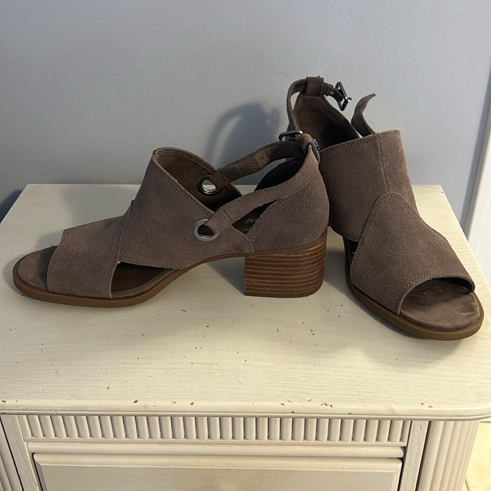 Koolaburra By Ugg Womens Kaiah Block Heel Sandals Wom… - Gem